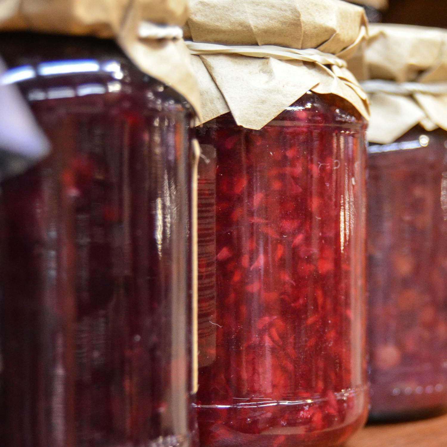 Meghan Markle sells a million jam jars - how can you make it at home ...